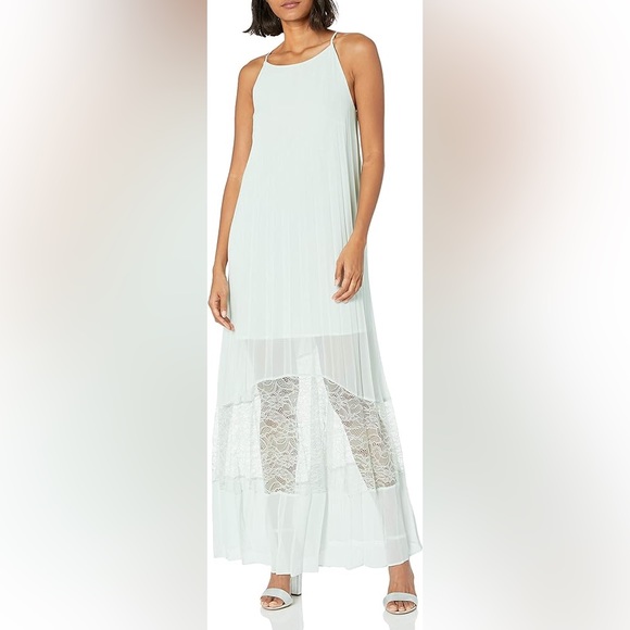 BCBGeneration | Dresses | Bcbg Generation Pleated Maxi Dress | Poshmark